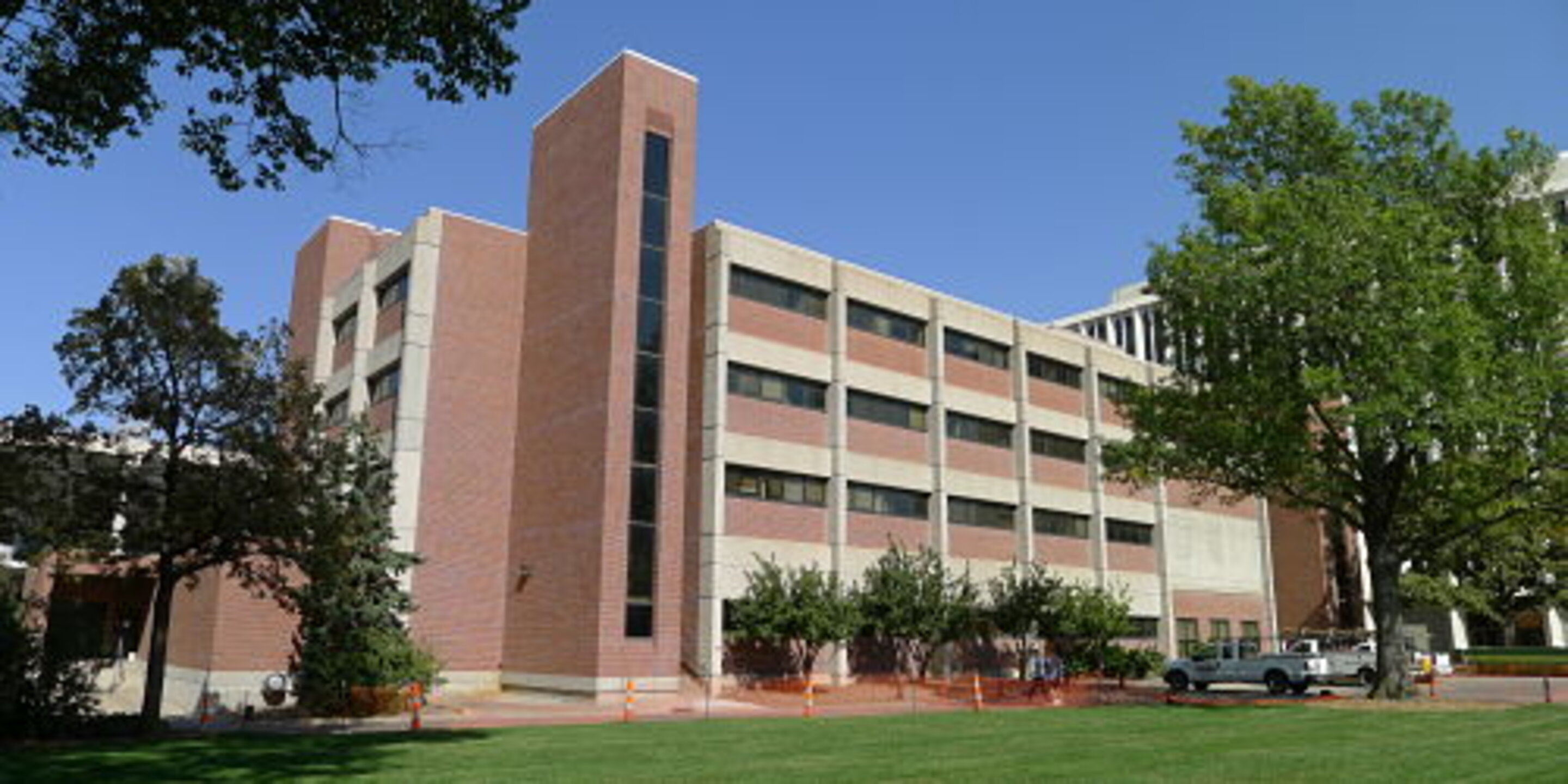 Facilities | School of Biological Sciences | Nebraska